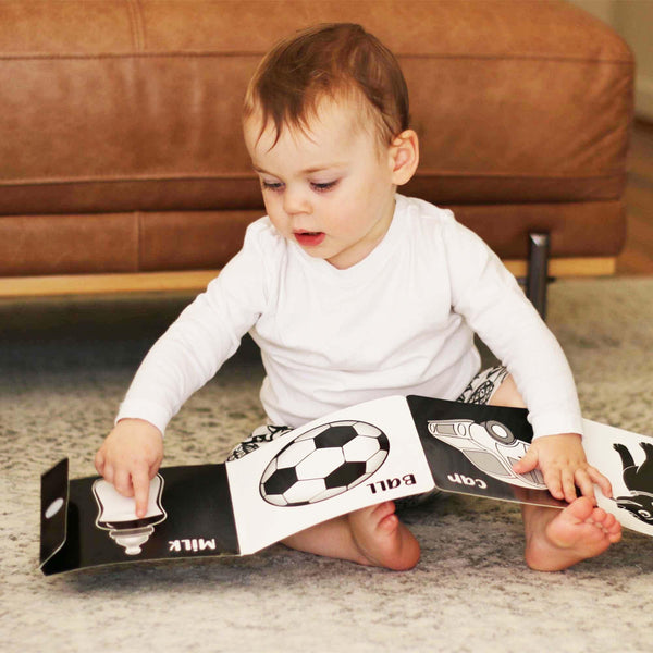Young Wonderer Welcome To The World Little One Book | Baby Village
