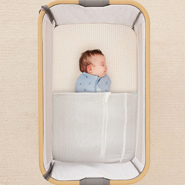 Ergopouch Hug Me Bedside Sleeper Blanket 1.0/2.5 Tog Midnight Stripe ...